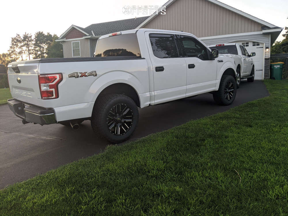 2019 Ford F-150 with 20x9 18 Moto Metal Mo978 and 305/55R20 Nitto Terra ...