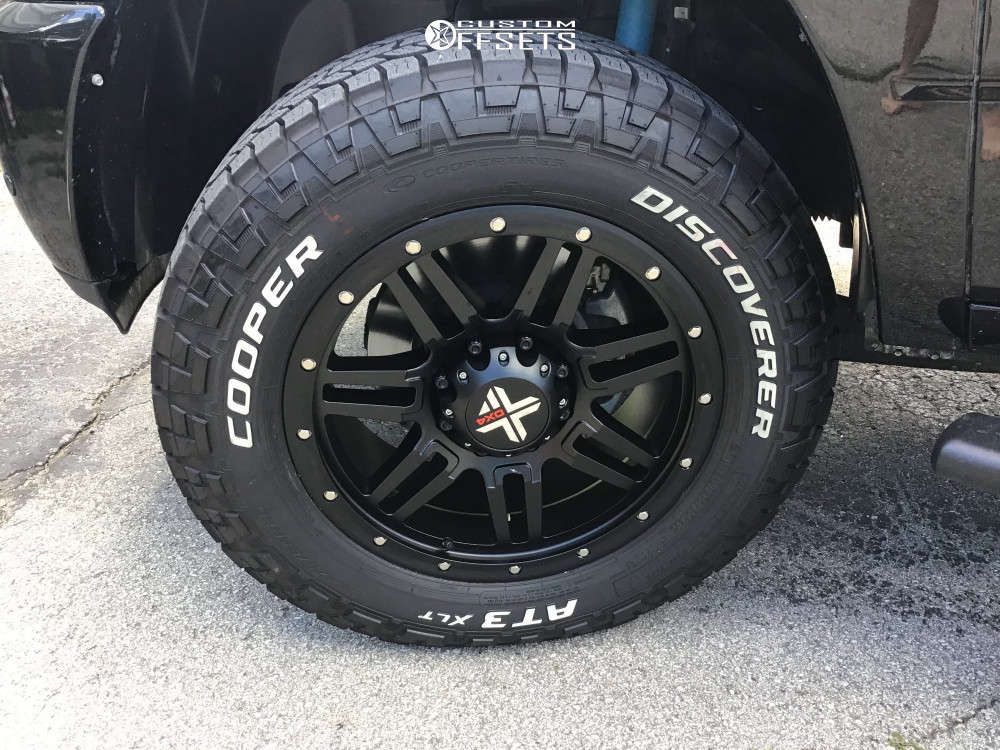 2018 Ram 2500 with 20x9 18 DX4 7s and 275/65R20 Cooper Discoverer At3 ...