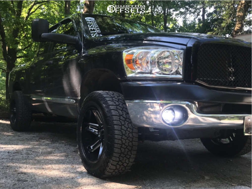2007 Dodge Ram 1500 with 20x10 -25 Vision Razor and 275/60R20 Falken ...