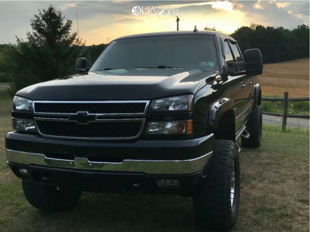 2006 Chevrolet Silverado 2500 HD with 18x10 -19 Pro Comp 01 and 325 ...