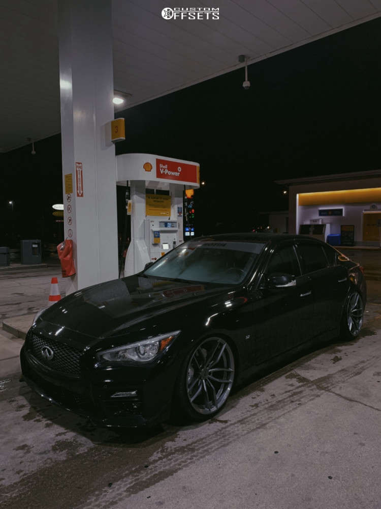 2015 INFINITI Q50 with 20x10.5 30 Niche Vosso and 245/35R20 Zenna Argus ...