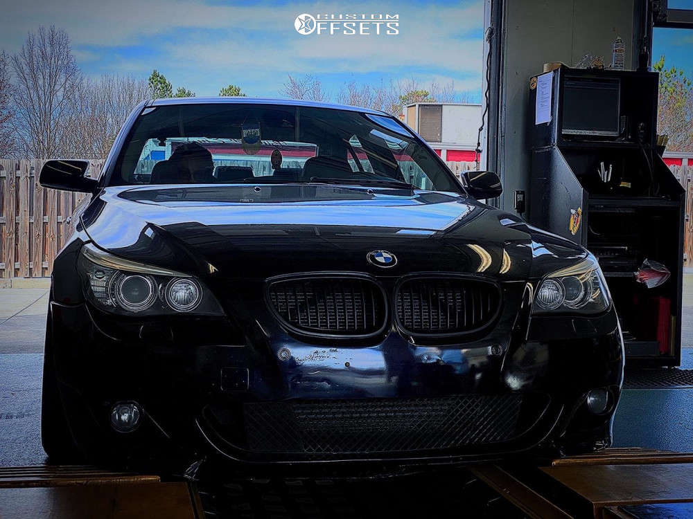 2008 BMW 550i with 19x9.5 22 ESR Sr05 and 225/35R19 Ironman Imove Gen 2 ...