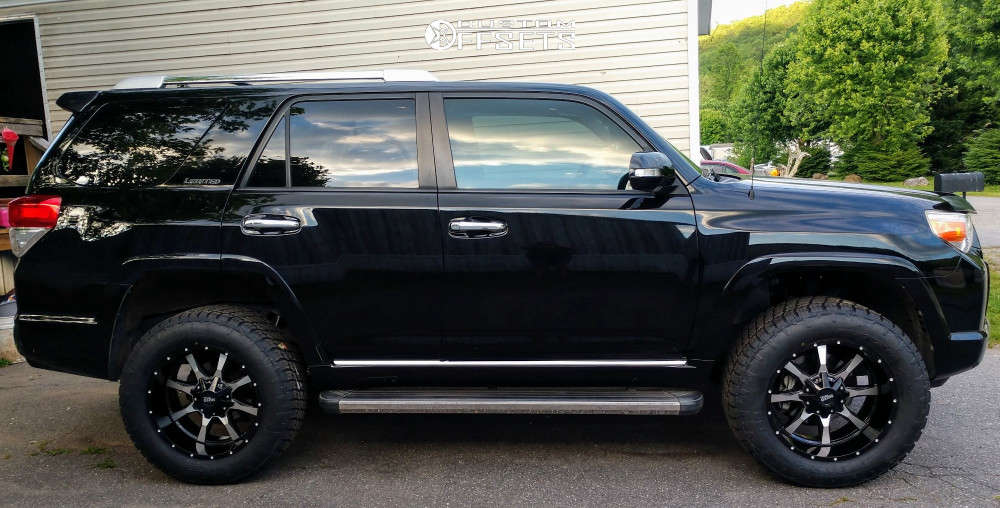 2011 Toyota 4Runner with 20x10 -24 Moto Metal Mo970 and 305/55R20 Nitto ...
