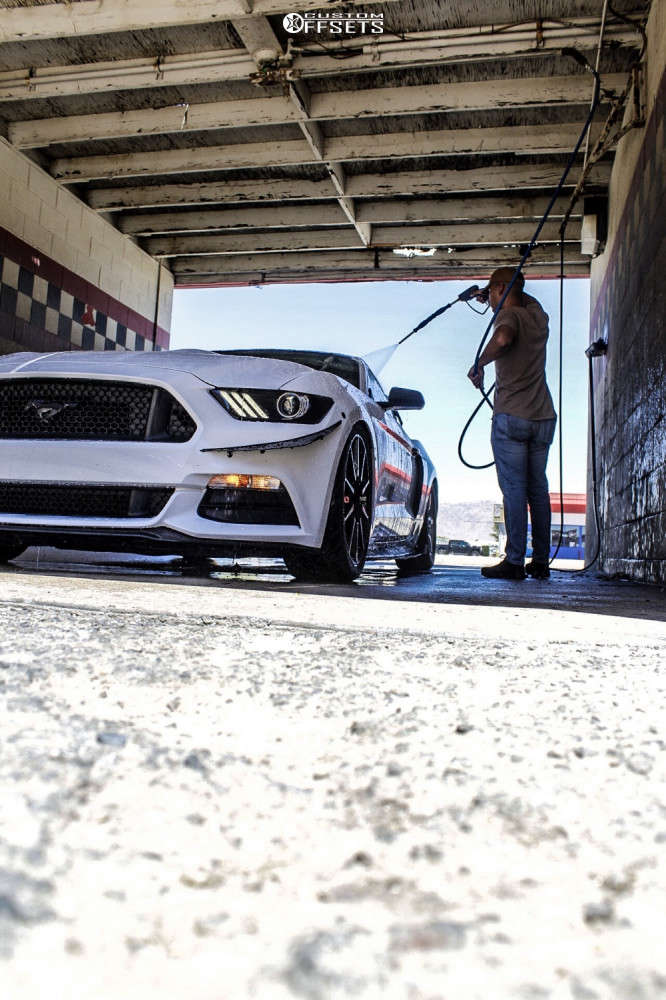 2017 Ford Mustang with 19x10.5 35 ESR CS15 and 265/35R19 Federal 595 Rs ...