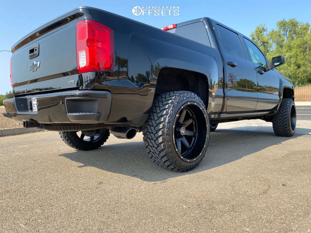 2017 Chevrolet Silverado 1500 with 22x12 -44 Hostile Alpha and 33/12.5R22 Atturo Trail Blade MT ...