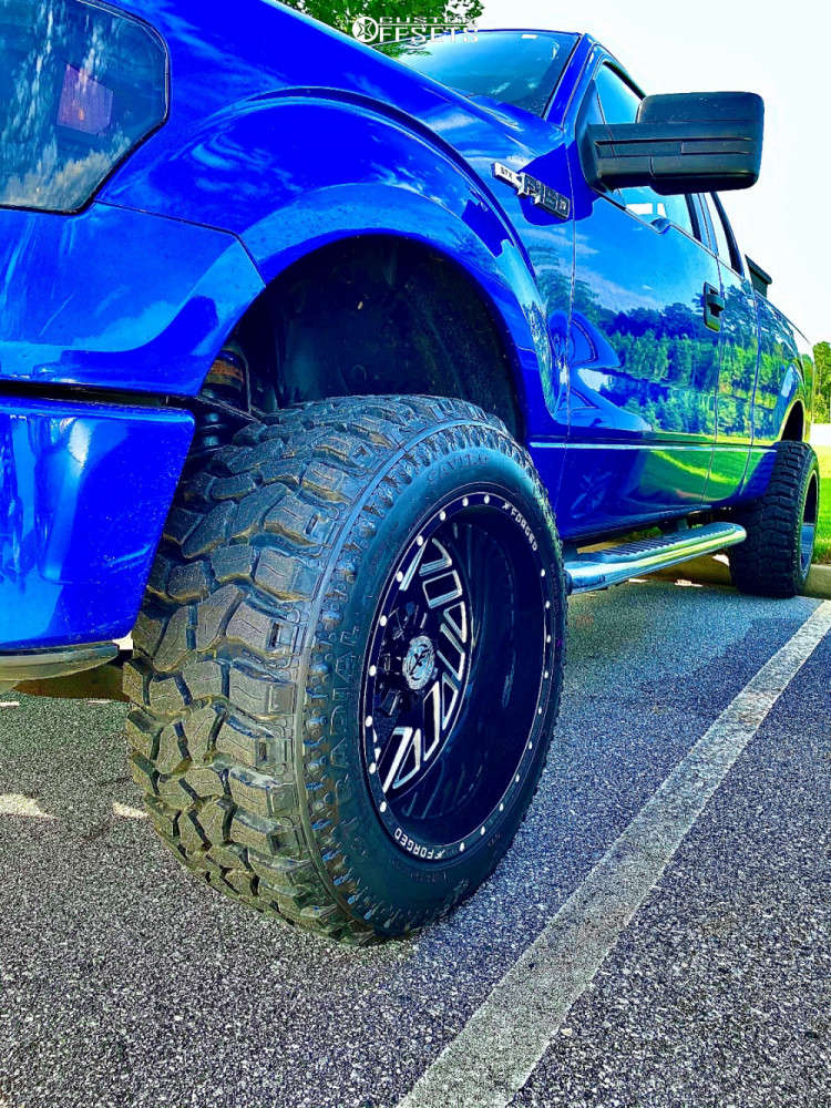 2013 Ford F-150 with 20x12 -44 XF Forged Xfx-304 and 33/12.5R20 GT ...