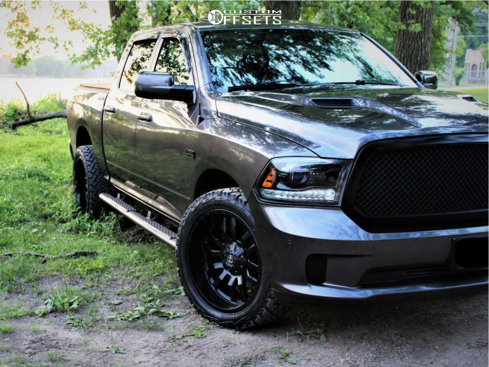 2015 Ram 1500 with 22x10 -24 Fuel Sledge and 33/12.5R22 Venom Power ...