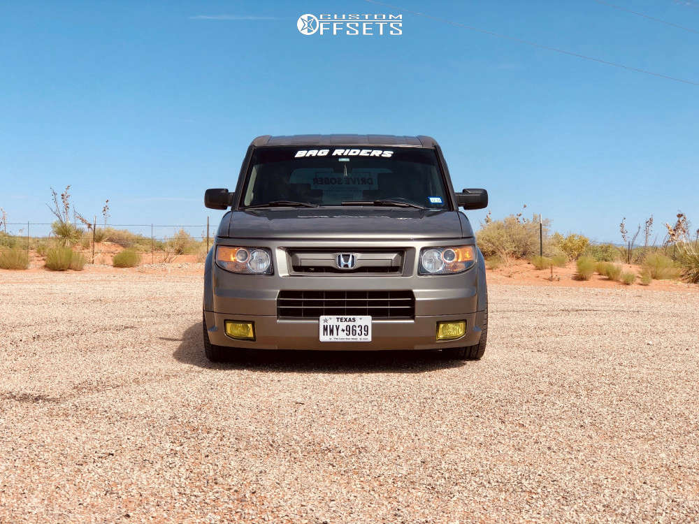 2007 Honda Element with 20x8.5 45 Rotiform Cvt and 245/40R20 Hankook ...