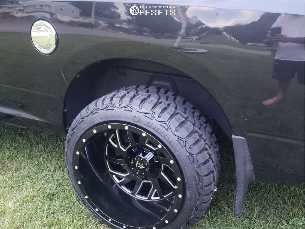 2017 Ram 1500 with 22x14 -76 RBP Glock and 33/12.5R22 Haida Hd878 R/t ...
