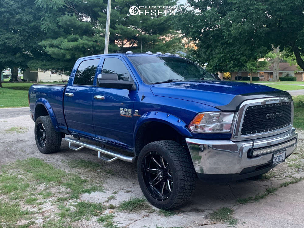 2017 Dodge Ram 2500 with 22x12 -44 Hostile Alpha and 33/12.5R22 Nitto ...