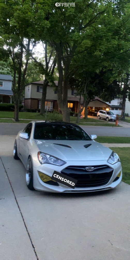 2013 Hyundai Genesis Coupe with 18x9.5 15 Aodhan Ds07 and 245/35R18 ...