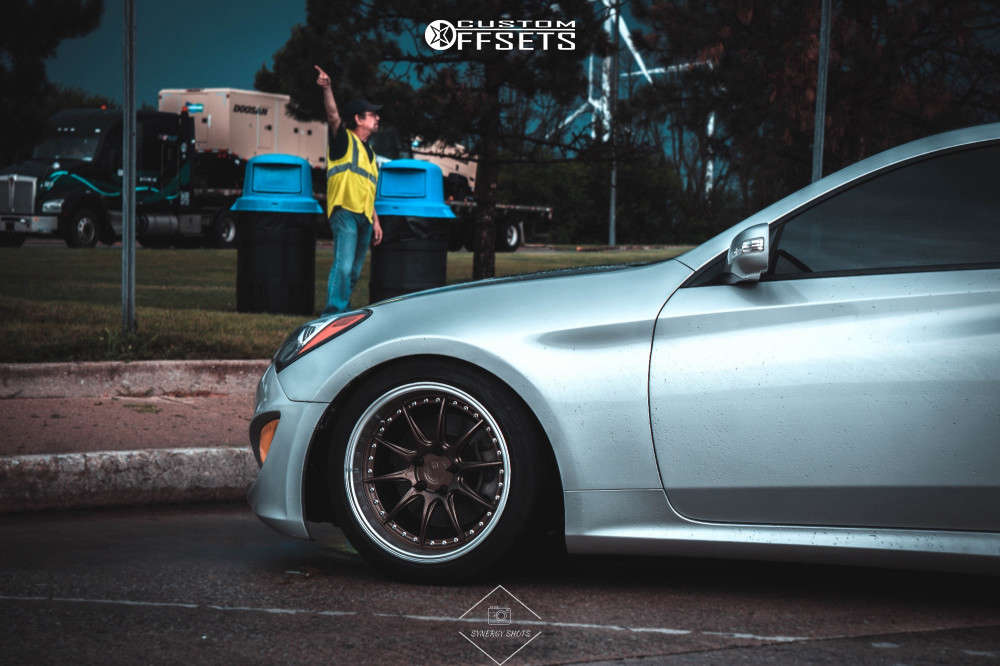 2013 Hyundai Genesis Coupe with 18x9.5 15 Aodhan Ds07 and 245/35R18 ...