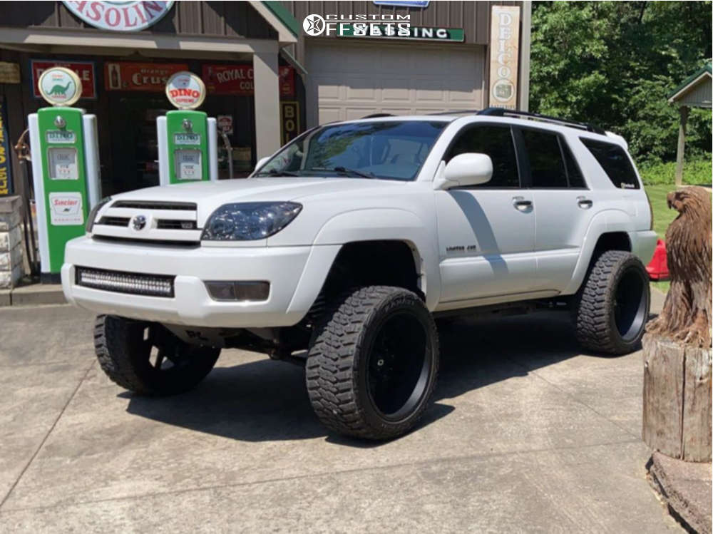 2005 Toyota 4Runner with 22x12 -51 Vision Sliver and 33/12.5R22 Kanati ...