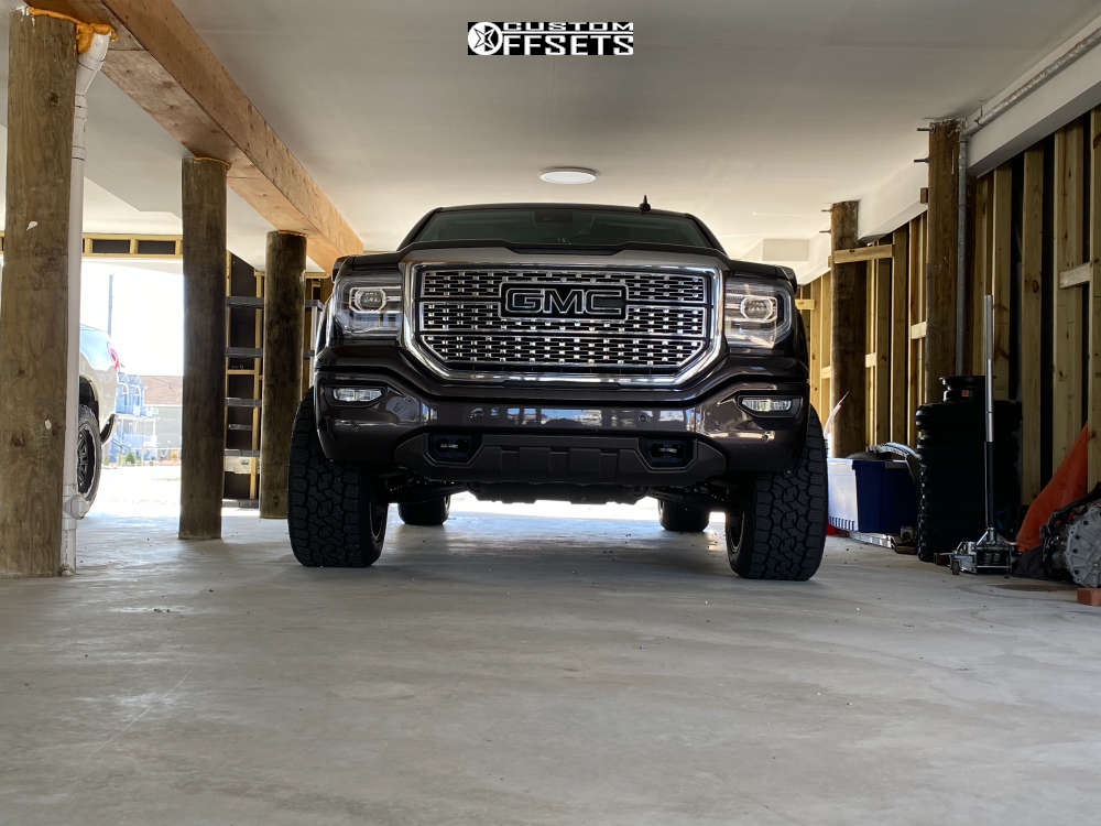 2016 GMC Sierra 1500 with 20x12 -52 Method Mesh and 305/50R20 Toyo ...