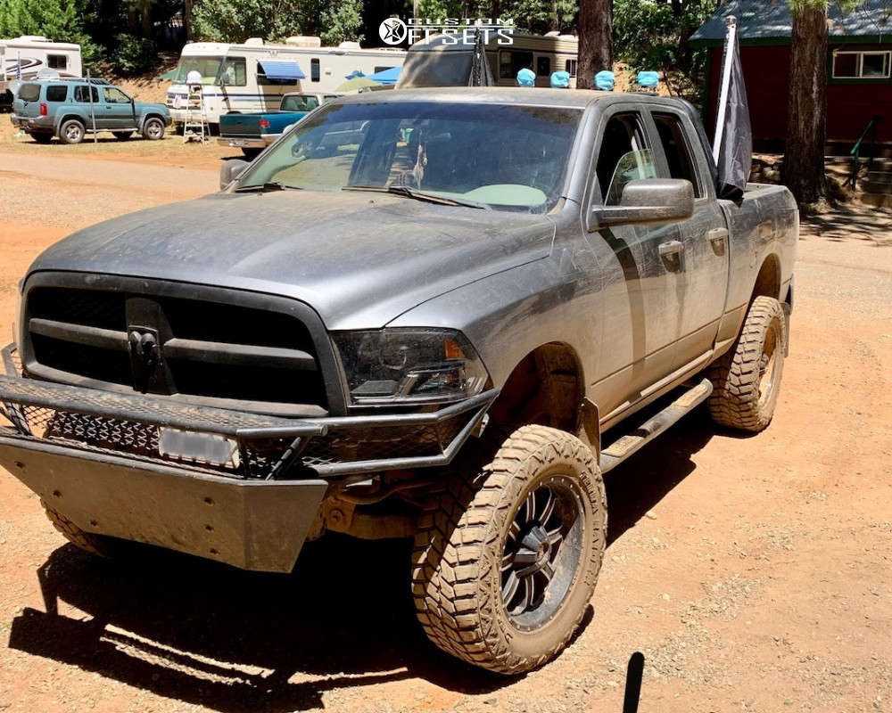 Dodge Raider Lift 35