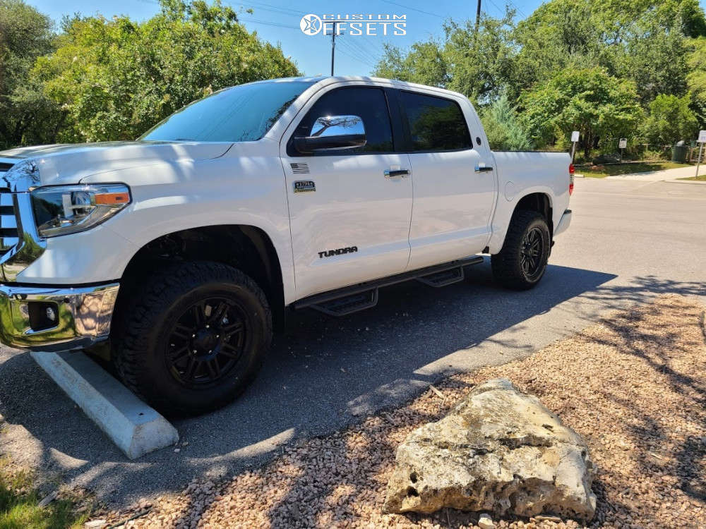 2019 Toyota Tundra with 18x9 25 Ultra Machine and 285/65R18 Milestar ...