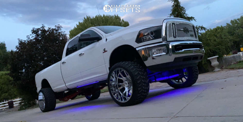 2015 Ram 3500 with 24x14 -74 Hostile Rage and 35/13.5R24 AMP Mud ...