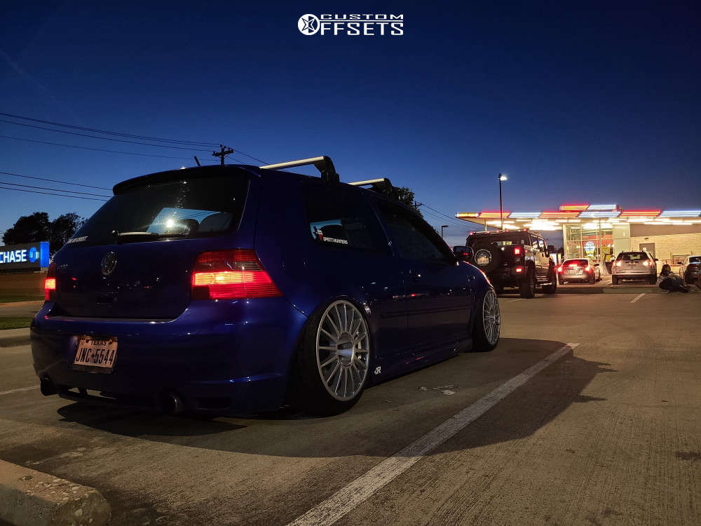 2004 Volkswagen R32 with 18x9 10 OZ Racing Superturismo Lm and 225 ...