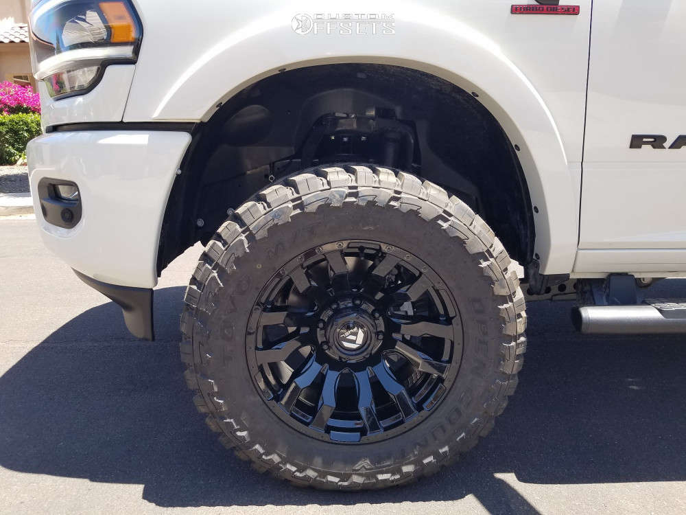 2019 Ram 2500 with 20x10 -18 Fuel Blitz and 35/12.5R20 Toyo Tires Open ...