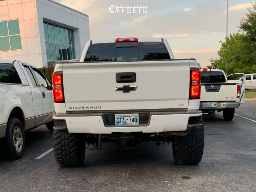 2018 Chevrolet Silverado 1500 with 22x14 -76 TIS 544 and 35/15.5R22 AMP Mud Terrain Attack Mt A ...