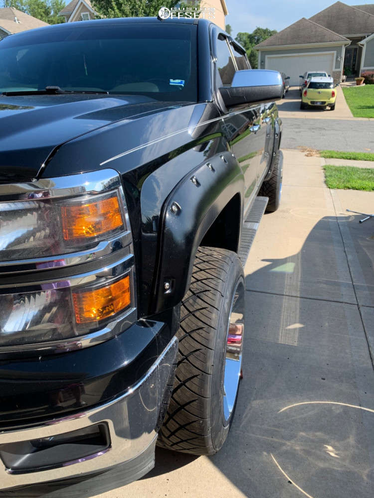 2015 Chevrolet Silverado 1500 with 22x12 -51 Vision Razor and 305/45R22 ...