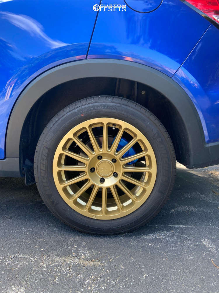 2018 Honda HR-V with 17x7.5 40 Motegi Mr141 and 215/55R17 Michelin ...