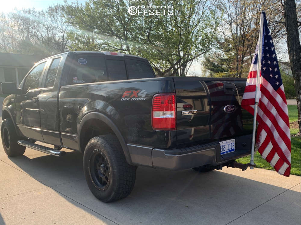 2007 Ford F-150 with 18x9 -0 Pro Comp Series 41 and 32/10.5R18 Nitto ...