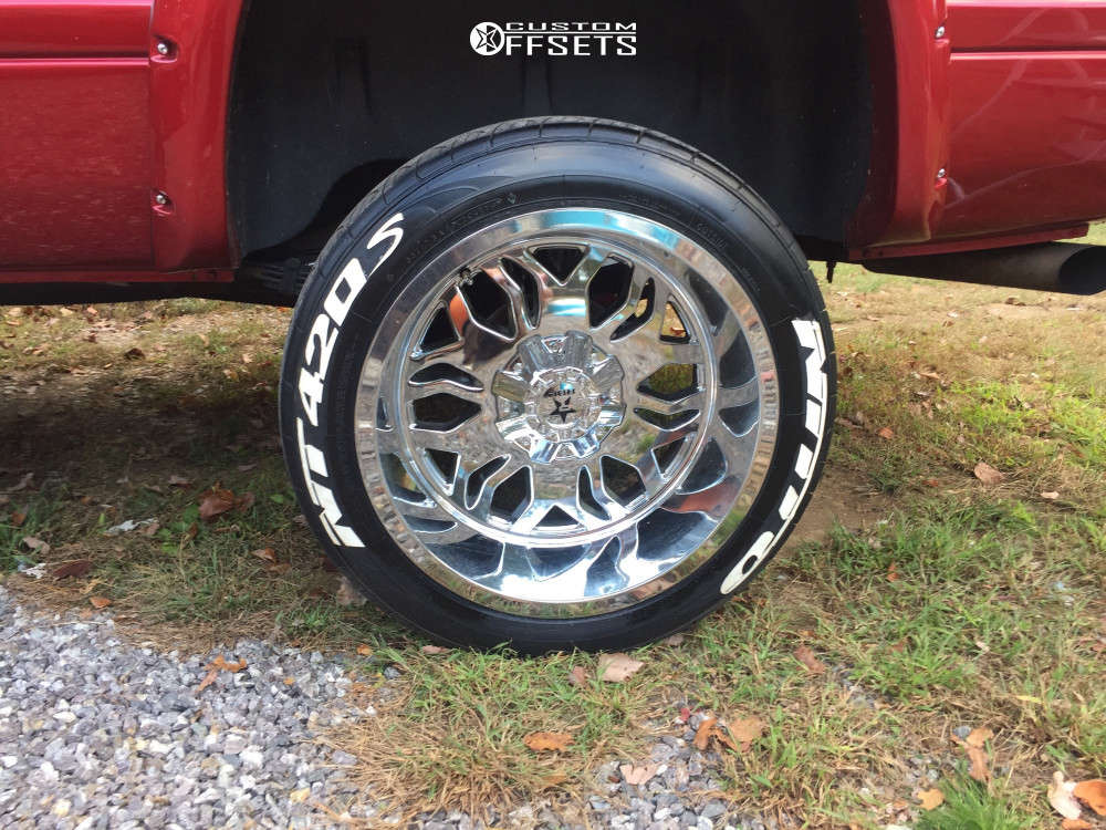 1996 Dodge Ram 1500 with 22x12 -44 RBP 87R and 305/50R22 Nitto Nt420v ...