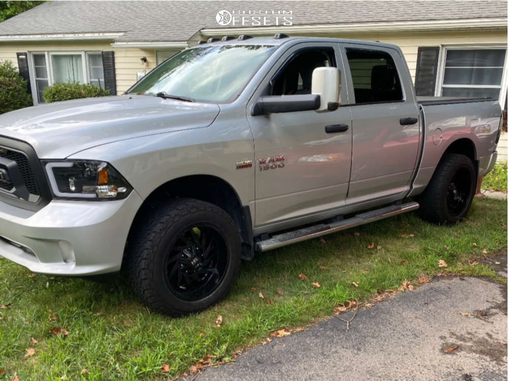 2015 Ram 1500 with 20x10 -19 Hardrock Crusher and 33/12.5R20 General ...