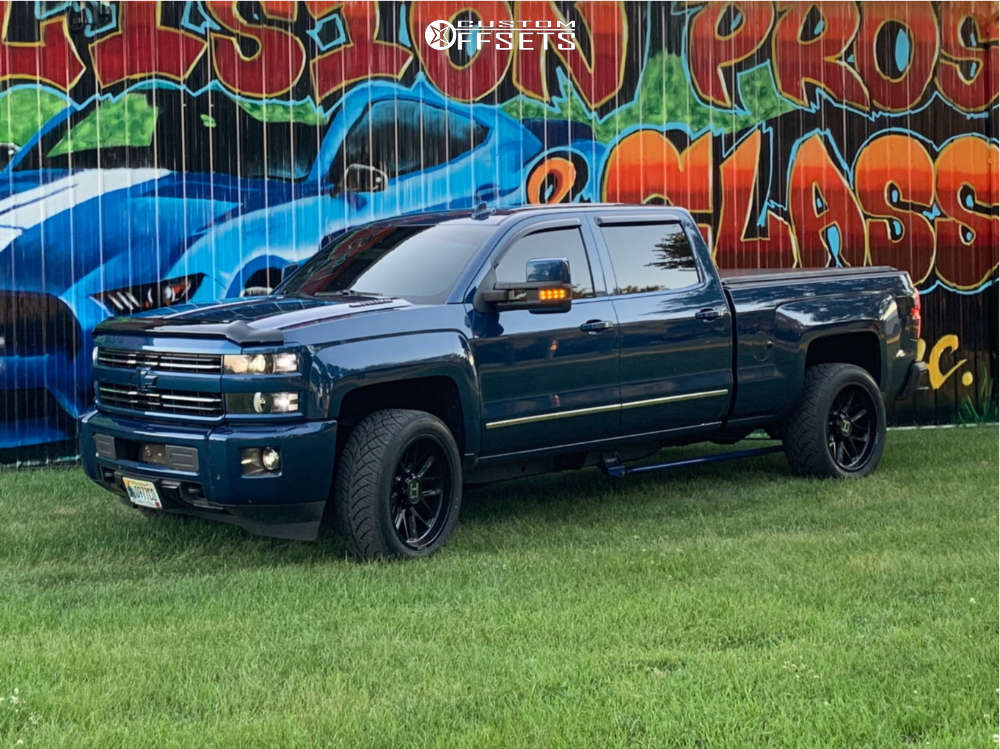 2015 Chevrolet Silverado 2500 HD with 22x10 -25 Hostile Vulcan and 305 ...