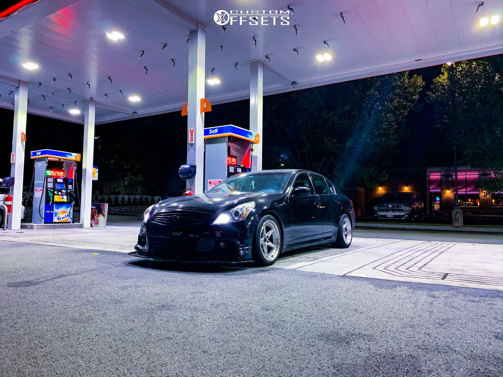 2011 INFINITI G37 with 18x9.5 35 Aodhan Ds05 and 275/35R18 Vercelli ...