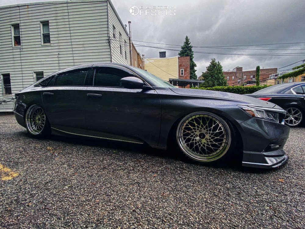 2018 Honda Accord with 20x8.5 35 Vertini Hellfire and 235/35R20 Toyo ...