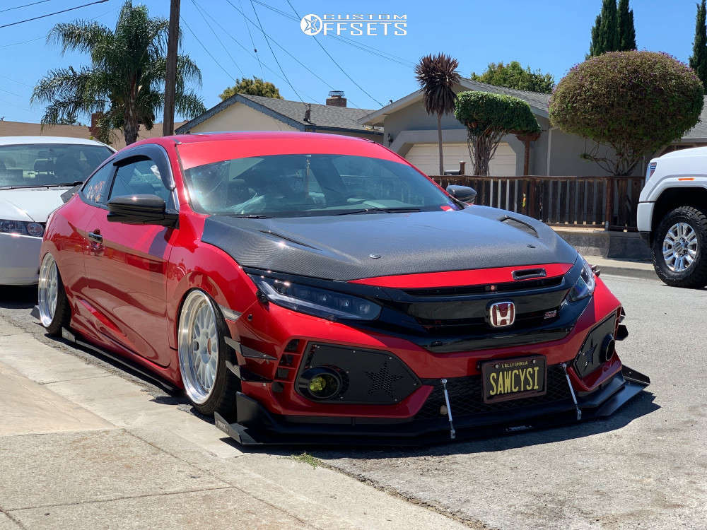 Slammed Honda Civic Si Sedan