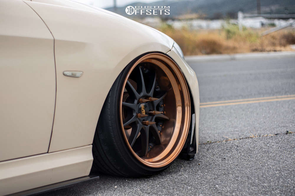 2009 BMW 328i with 19x10.5 1 Blitz Technospeed Z1 and 225/35R19 Delinte ...