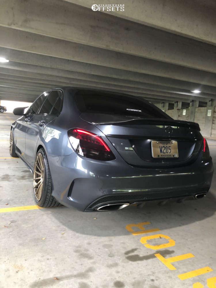 2015 Mercedes-Benz C300 with 19x8.5 42 Niche Form and 225/40R19 Toyo ...