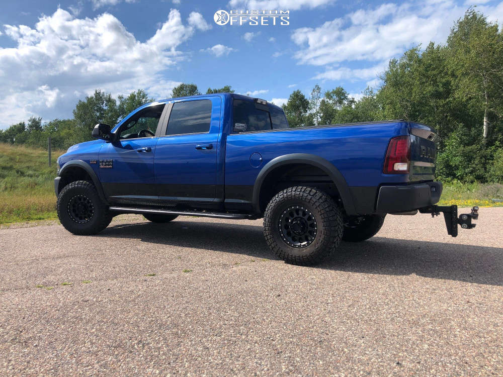 2018 Ram 2500 with 17x8.5 18 Method Mr315 and 35/12.5R17 Kenda Klever R ...