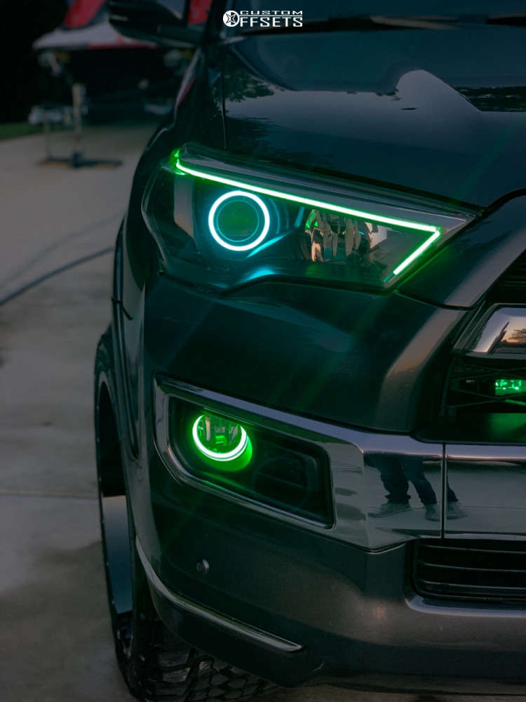 2015 Toyota 4Runner with 22x12 -44 XF Offroad Xf-222 and 33/12.5R22 ...