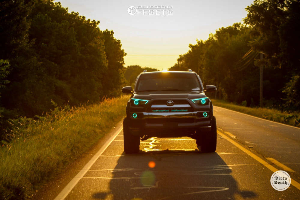 2015 Toyota 4Runner with 22x12 -44 XF Offroad Xf-222 and 33/12.5R22 ...