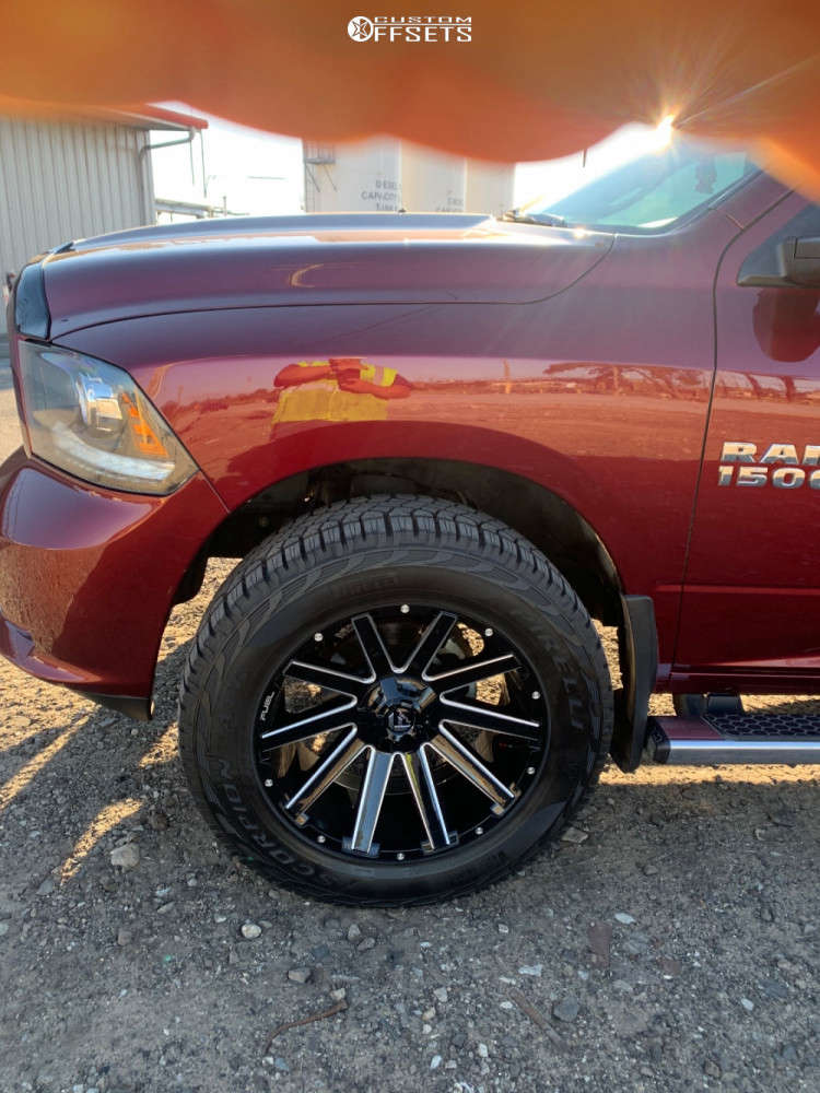 2018 Ram 1500 with 22x10 -18 Fuel Contra and 325/55R22 Pirelli Scorpion ...