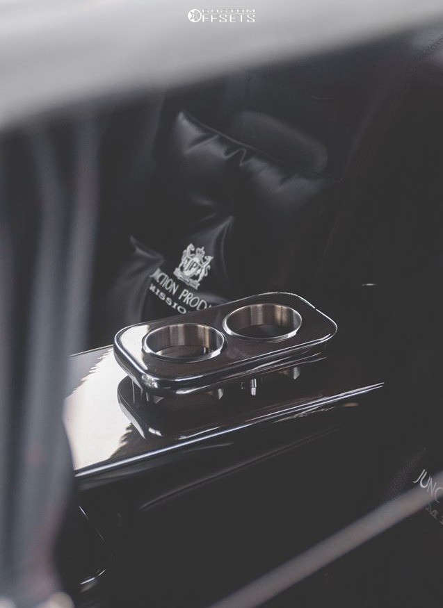 1995 Lexus LS400 with 19x10 21 Weds Bazreia and 235/35R19 Achilles Atr ...