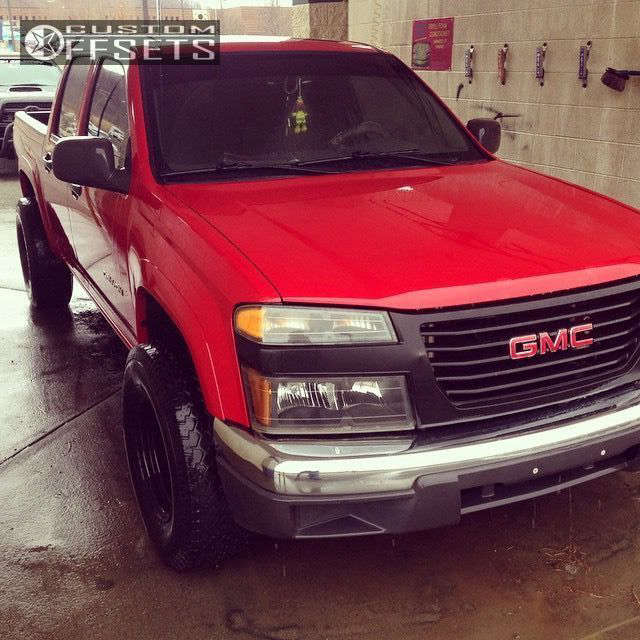 2005 GMC Canyon with 15x8 -19 Vision Soft 8 and 31/10.5R15 Pro Comp ...