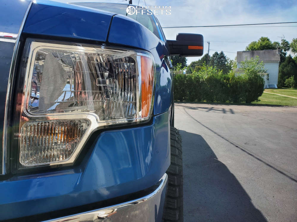 2014 Ford F-150 with 20x9 18 Mayhem Rampage and 33/12.5R20 Fuel Gripper ...