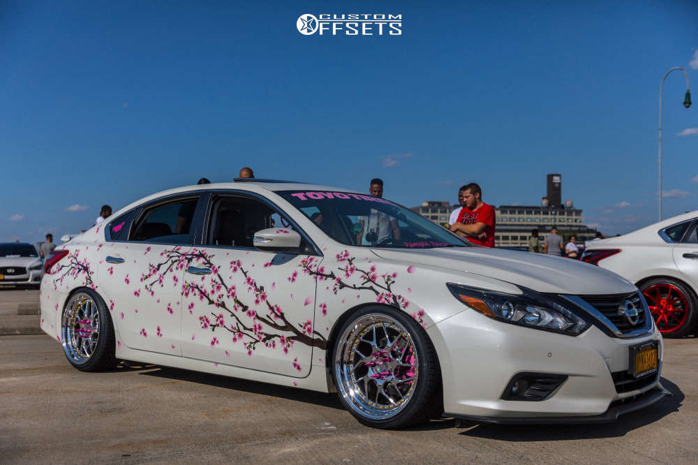 2017 Nissan Altima with 19x9.5 15 Aodhan Ds01 and 225/35R19 Toyo Tires ...