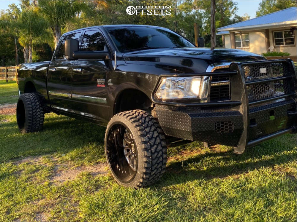 2010 Ram 2500 with 24x14 -76 Cali Offroad Summit and 33/14.5R24 Fury ...