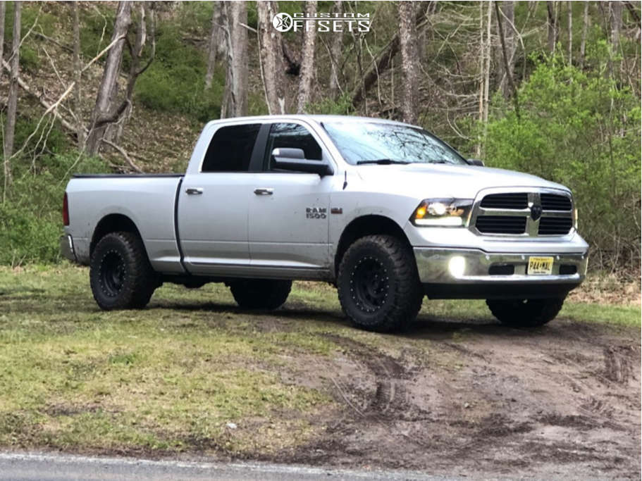 2016 Ram 1500 Tire Size