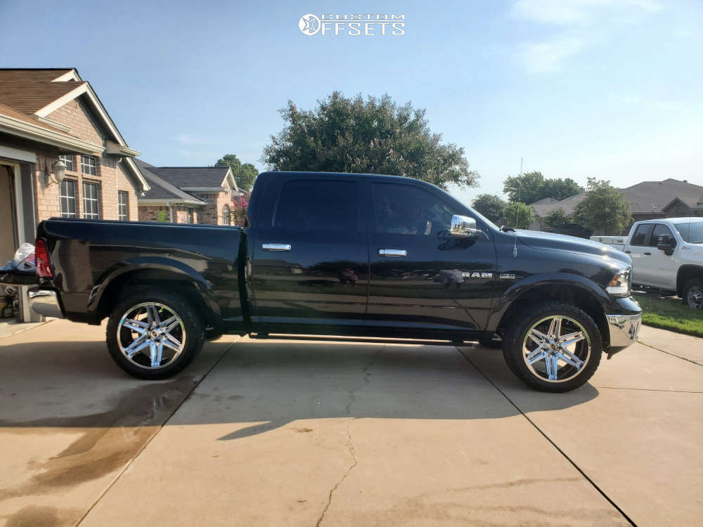 2009 Dodge Ram 1500 with 22x10 -19 Vision Razor and 33/12.5R22 Nitto ...