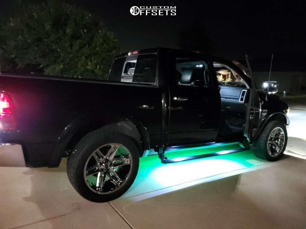 2009 Dodge Ram 1500 with 22x10 -19 Vision Razor and 33/12.5R22 Nitto ...