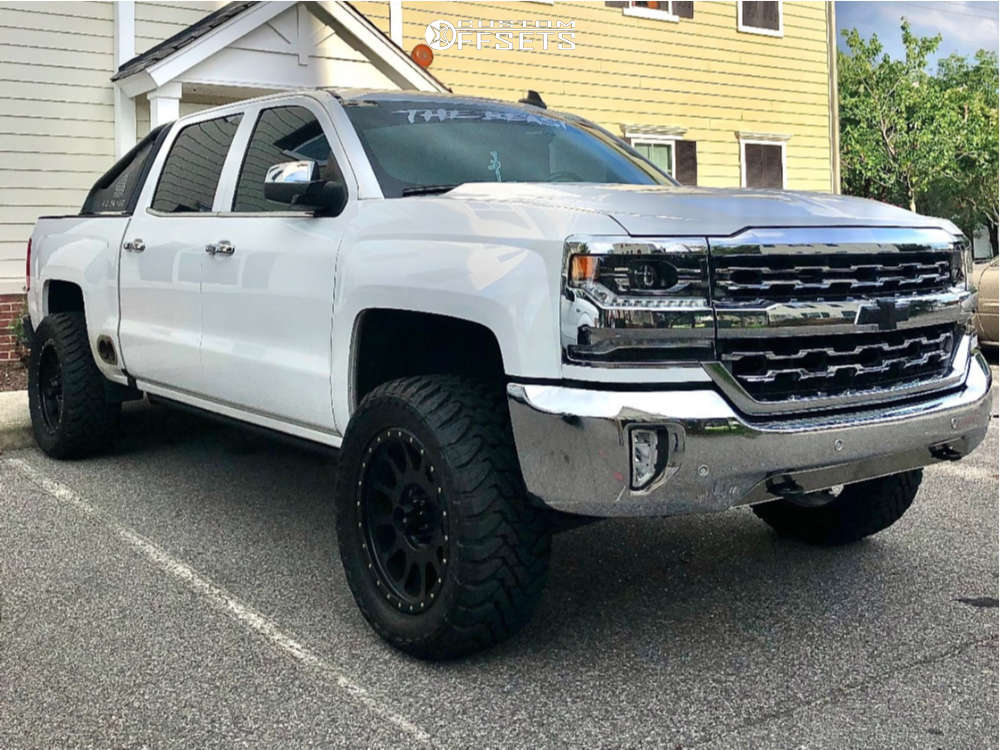 2017 Chevrolet Silverado 1500 with 20x9 -12 Method Mr305 and 33/12.5R20 ...
