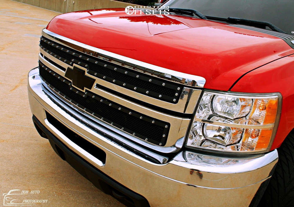 2011 Chevrolet Silverado 2500 HD with 20x14 -76 XD Buck and 305/50R20 ...