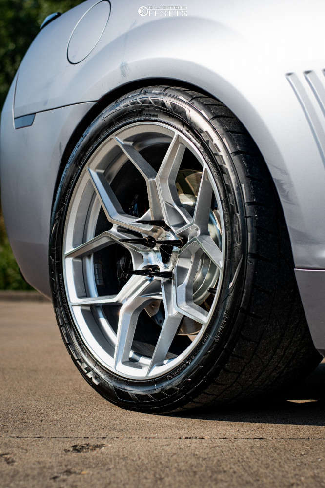 2011 Chevrolet Camaro with 20x10 25 Blaque Diamond BD-f25 and 245/40R20 ...